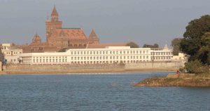 Top 15 Famous & Beautiful Lakes in Gujarat with Photos