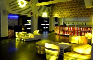 19 Nightclubs & Pubs in Noida: Timings, Location & Rating